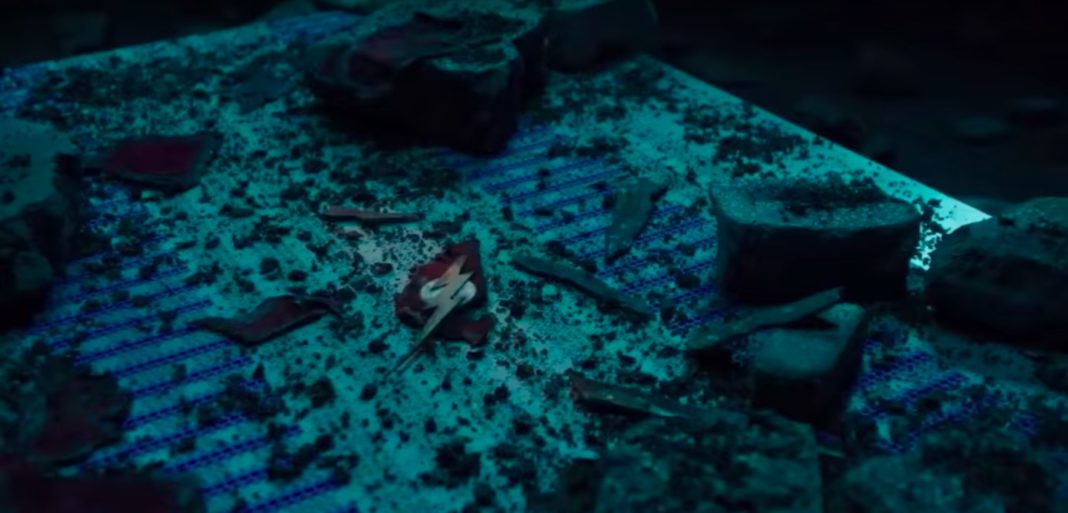 New Arrowverse CRISIS spots tease Harbinger, Pariah, and the deaths of ...