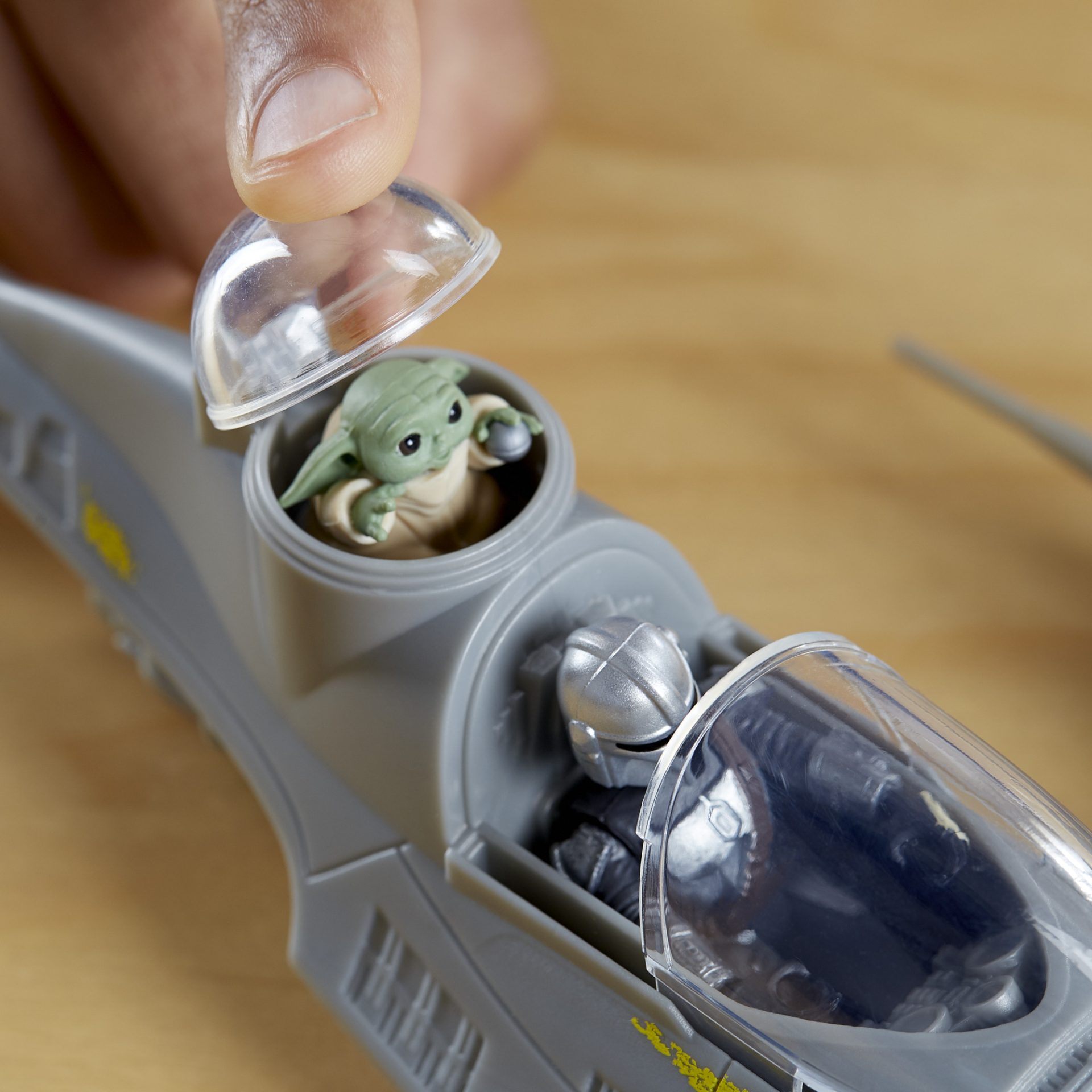 Hasbro goes retro with Star Wars Mando Mandia figure reveals