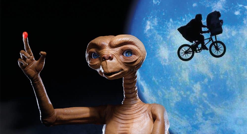 Impressively detailed E.T. build-up model coming to NYCC