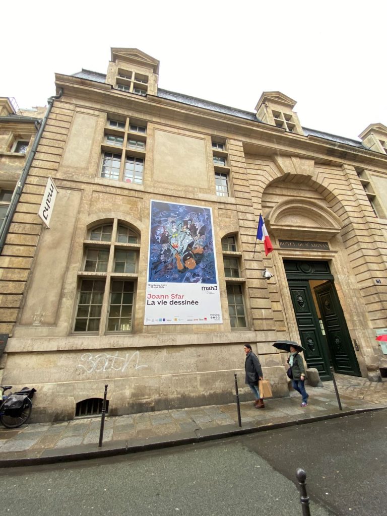 PHOTOS: Paris has So. Many. Comics Exhibitions!